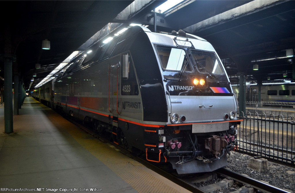 NJT 4523